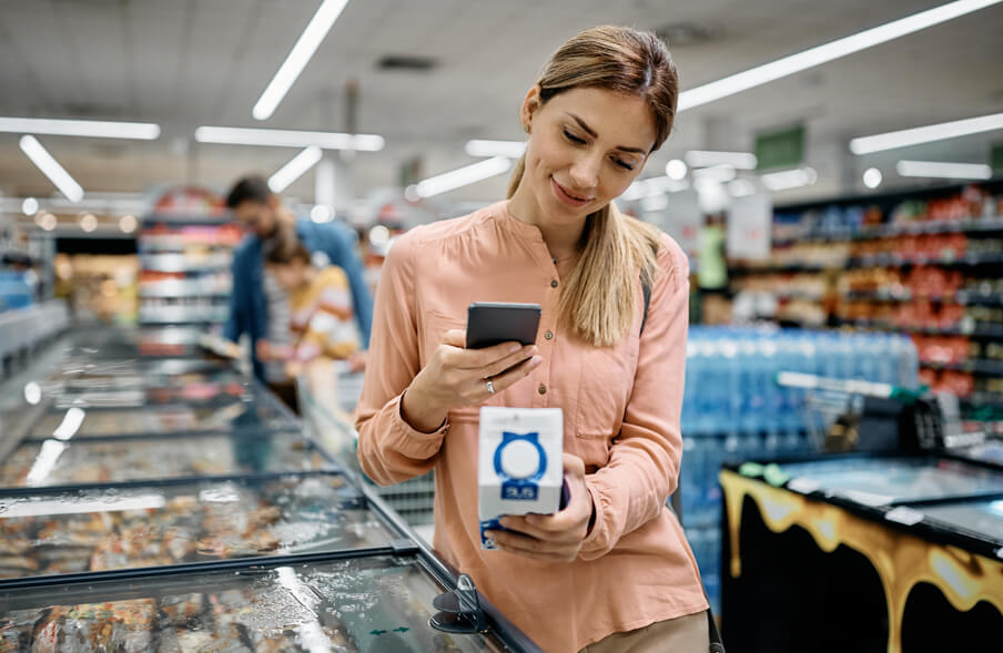 Enterprise AI Solutions for Retail | Generative AI in Retail - HTCNXT